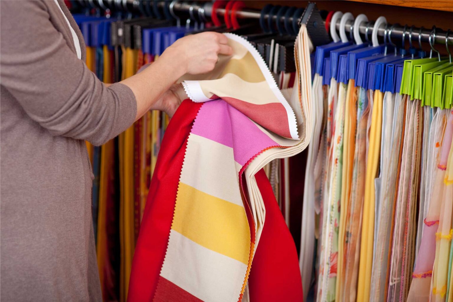 Selecting Curtain Fabrics | Stitch N' Sew